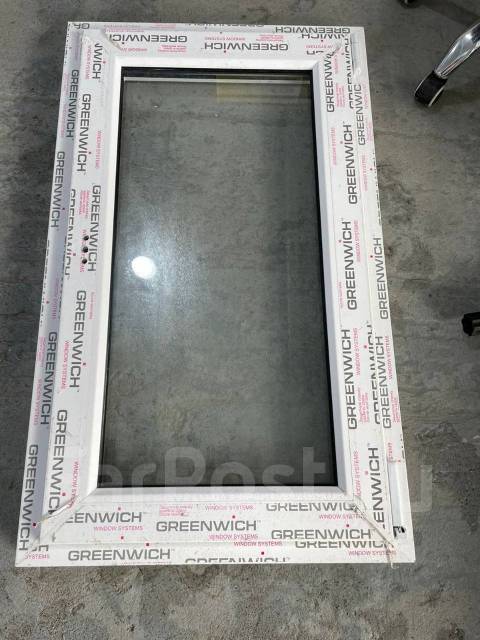 Пластиковое окно 60*100, новый, в наличии. Цена: 6 500₽ во Владивостоке