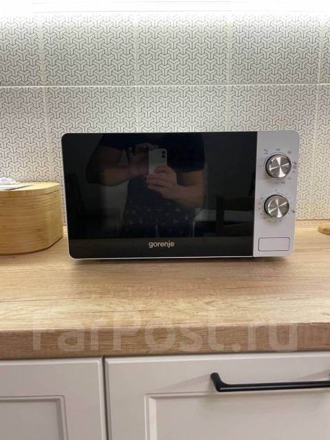 Продам микроволновую печь Gorenje MO20E2W, б/у, в наличии. Цена: 5 900 ...