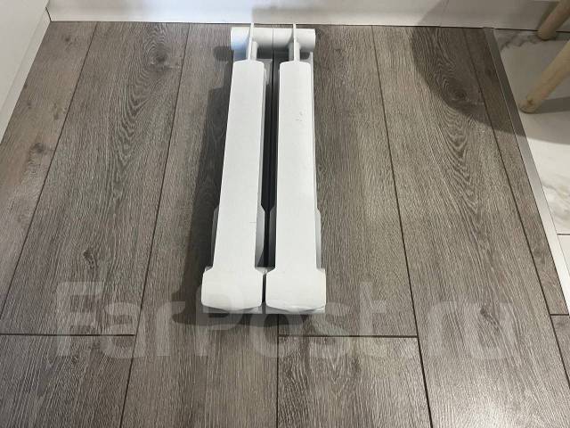 Радиатор биметаллический RoyalThermo 2 секции, новый, в наличии. Цена ...