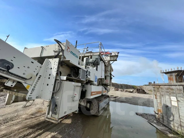 Дробилка щековая Metso Minerals Lokotrack LT125, б/у, в наличии. Цена ...