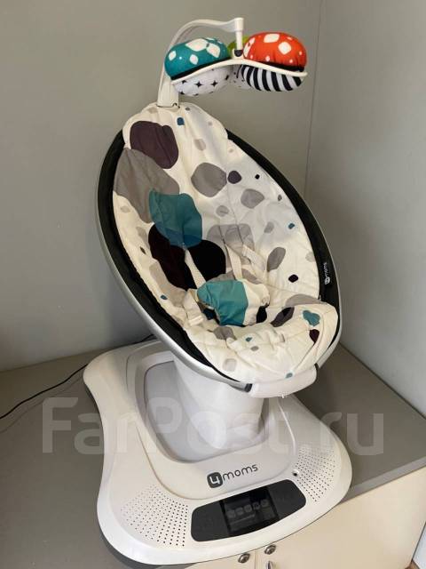 Автоматическое кресло-качалка MamaRoo 4Moms, новый, в наличии. Цена: 9 ...