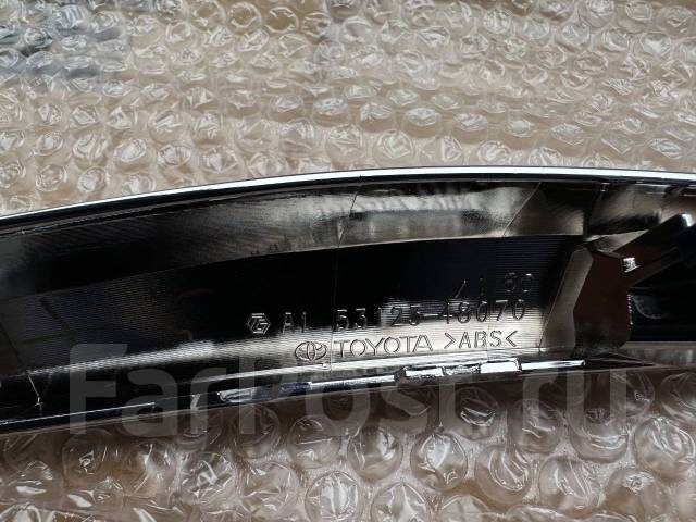 Молдинг решетки правый 5312348070 Toyota Harrier 80, Venza 2021 купить ...