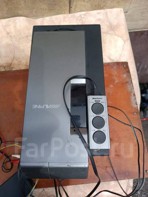 Сабвуфер Alpine Powered SWE-3000, компонентные, 150 Вт, активный, б/у ...