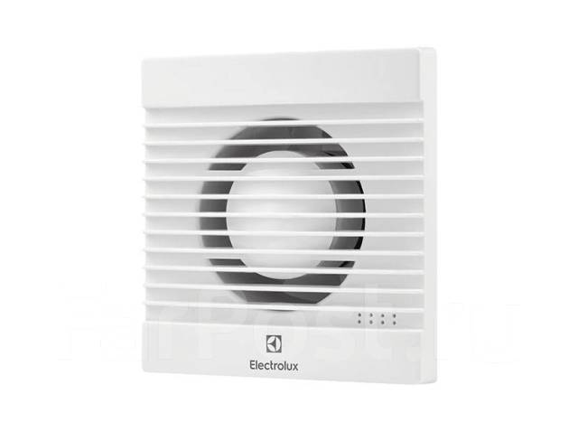 Вытяжной вентилятор Electrolux EAFB-150T серии Basic (таймер), новый, под заказ. Цена: 5 490₽ в ...
