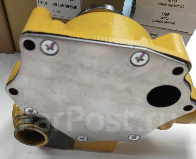 Помпа водяная 4D95, 4D94LE-2, 4D95LE-2, 3D95 Cummins B3.3, QSB3.3 ...