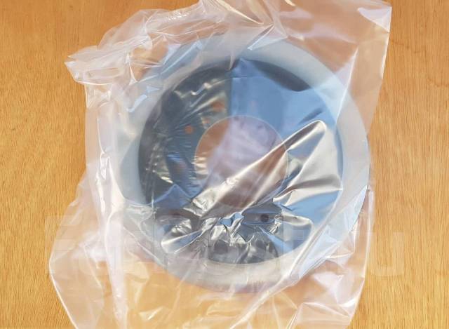 Диск тормозной задний Toyota LC200 / LX570 2011-2020 + 4243160290 ...