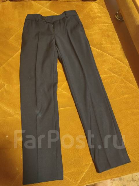 Брюки школьные 140-146 во Владивостоке