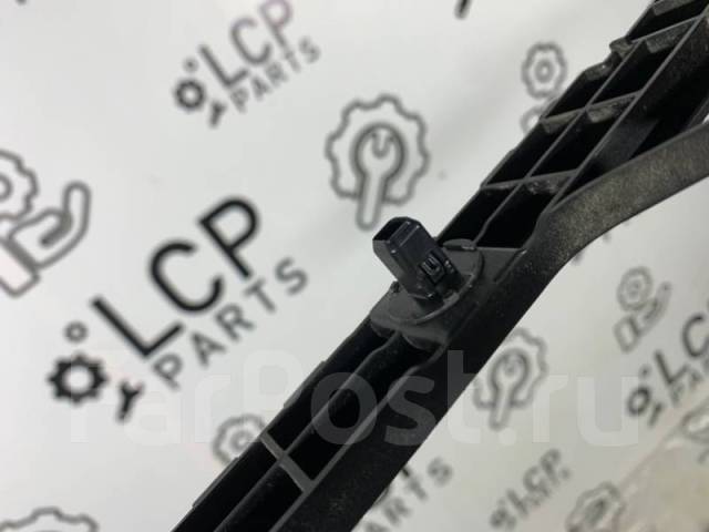 Крепление бампера Toyota Alphard 2016 5215658040 AGH35W 2AR-FE, заднее ...