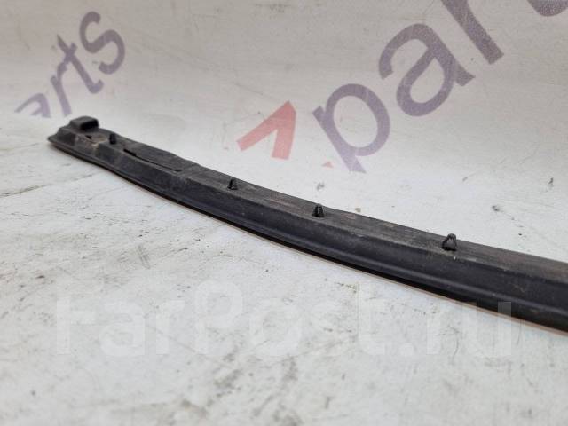 Резинка уплотнительная бампера Rav4 AXAH52 AXAH54 MXAA52 MXAA54 купить ...