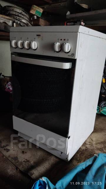 Электрическая плита Zanussi ZCV560MW, б/у, в наличии. Цена: 1 000₽ во ...