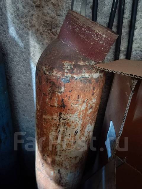 Продам баллон ацетиленовый, пустой, б/у, в наличии. Цена: 1 200₽ в Артеме