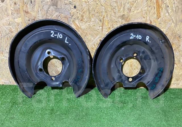 2-10 Кожух зашита тормозного диска пыльник задняя ступица Toyota ZVW30 ...