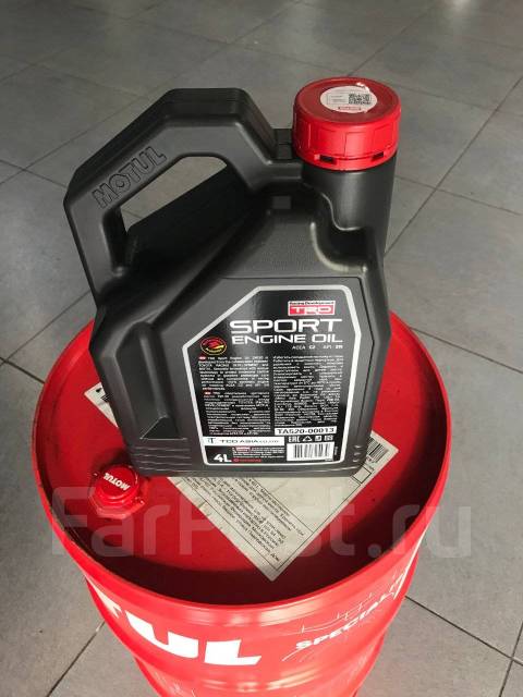 Масло моторное Motul TRD Sport Engine Oil SN 5W-30 4л, синтетическое, 4 ...