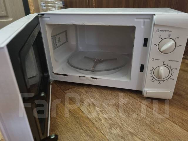 Продам микроволновую печи, Galatec, б/у, в наличии. Цена: 1 500₽ во ...