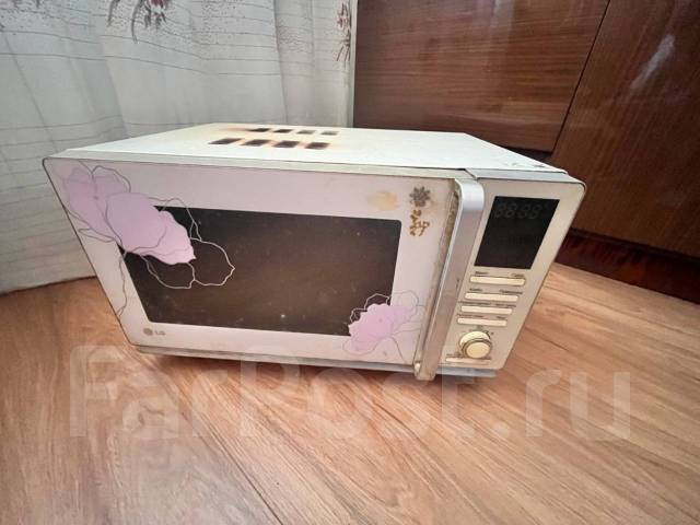 Микроволновка, LG, б/у, в наличии. Цена: 2 000₽ во Владивостоке
