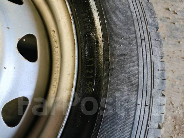 Продам резину, 14", 1 шт, 165 мм, 80 %, диагональный, 165/14, Dunlop ...