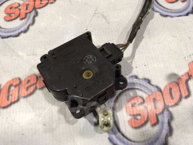 Сервопривод заслонок печки Toyota Land Cruiser UZJ100 №152 купить во ...