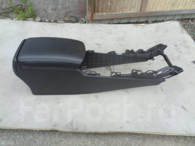 Бардачок между сиденьями Nissan Skyline купить во Владивостоке по цене ...