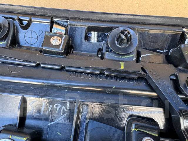 Решетка радиатора Subaru Forester SK9, SJG, SK5 купить во Владивостоке ...