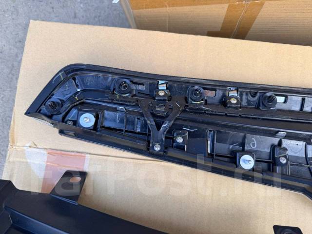 Решетка радиатора Subaru Forester SK9, SJG, SK5 купить во Владивостоке ...