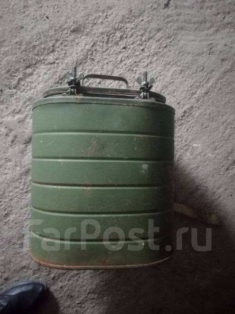 Термос армейский, б/у, в наличии. Цена: 3 000₽ во Владивостоке
