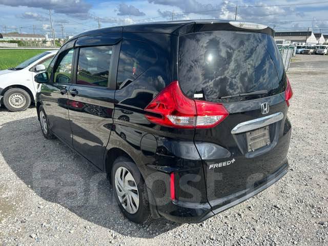 Honda Freed+, 2017, GB5, L15B во Владивостоке
