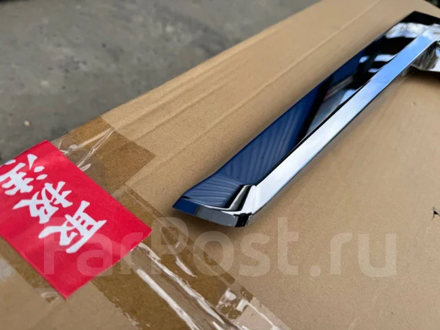 Накладка фары хром 53181-60040 правая, оригинал Toyota Land Cruiser ...