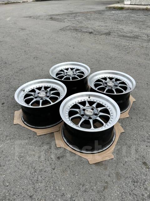 Легкие Blitz Type 01, 17", 1 шт, Ширина диска 9.0" Вылет (ET) 22 мм ...