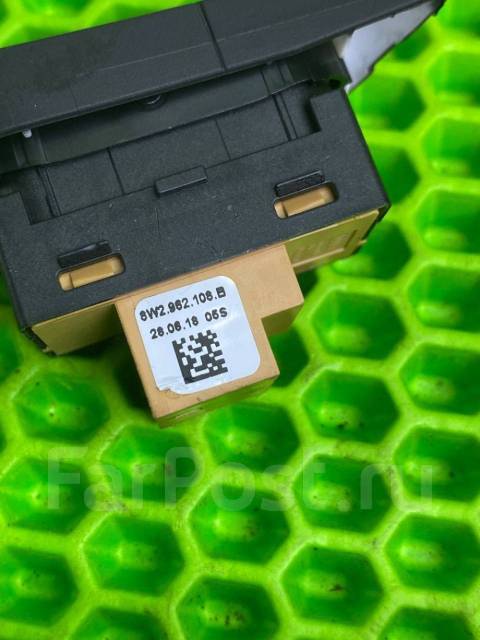 Кнопка центрального замка Audi A4 (B9), 8W2, 8W5 Audi A4 B9 (2015—2020 ...