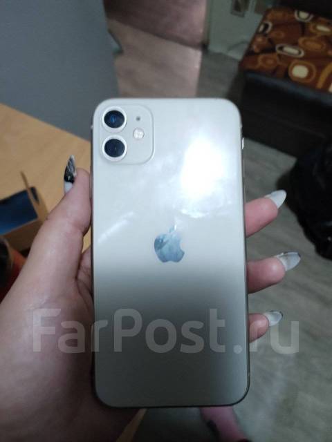 Продам Айфон 11 на 128гб, Apple iPhone 11, 6.10", белый, 4G LTE, б/у, в ...