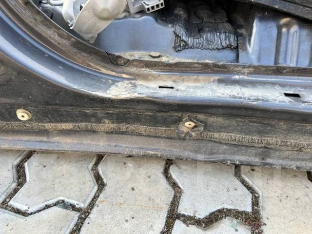 Порог кузова Toyota Land Cruiser 2010 6140160060 VDJ200 1Vdftv, правый ...