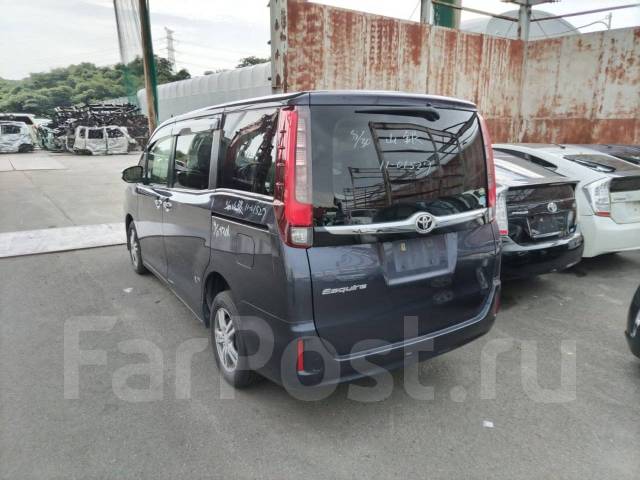 Toyota Esquire, 2016, ZRR80G ZRR80W ZRR85G ZRR85W ZWR80G ZWR80W, 2ZRFXE 3ZRFAE во Владивостоке
