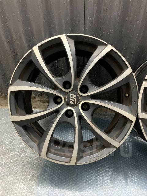 Литьё OZ R17 ET48, OZ, 17", 1 шт, Ширина диска 7.5" Вылет (ET) 48 мм ...