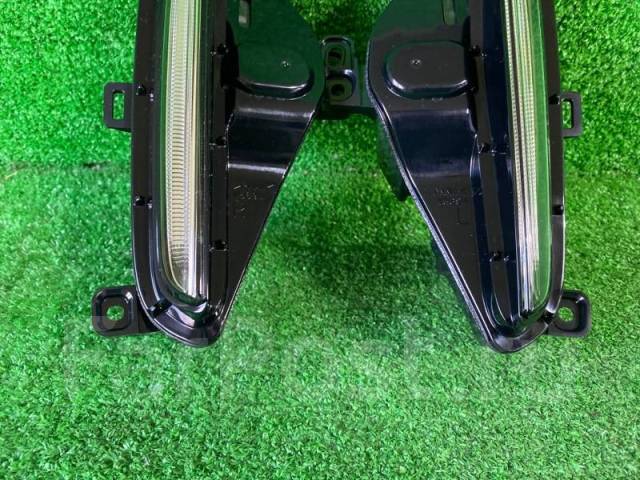 Ходовые огни Toyota Rav4 8143042020 AXAA52 A25AFKS, переднее купить во ...