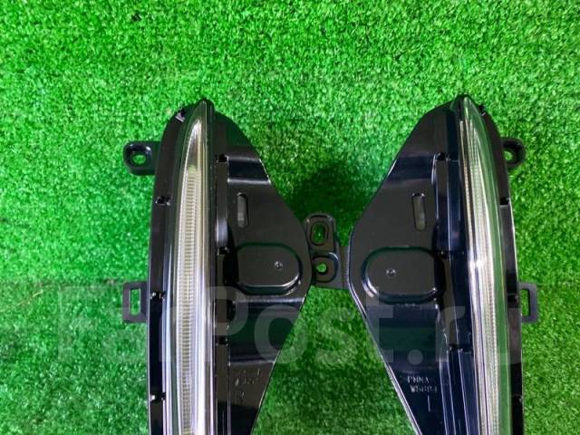 Ходовые огни Toyota Rav4 8143042020 AXAA52 A25AFKS, переднее купить во ...