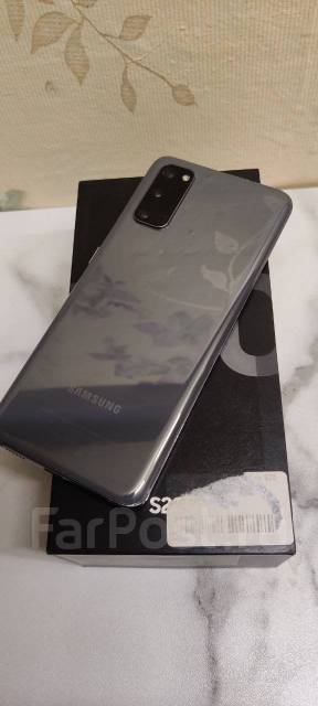 Samsung S20, 128 гб, 6.20", серый, б/у, в наличии. Цена: 15 000₽ во Владивостоке