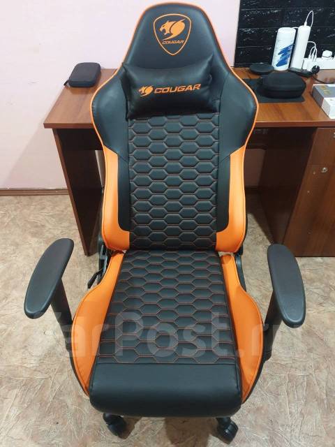 Кресло игровое Cougar Outrider S, кожзам, колеса, чёрный, оранжевый, 73 ...