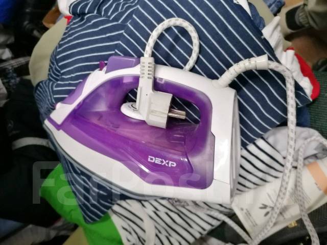 Утюг DEXP, б/у, в наличии. Цена: 400₽ во Владивостоке