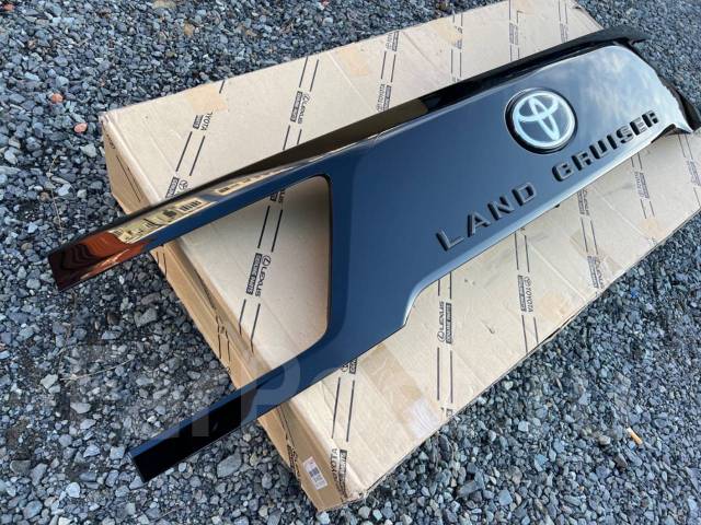 Накладка Задней Двери Toyota LAND Cruiser 300 LC300 GR 76801-60571-C1 ...