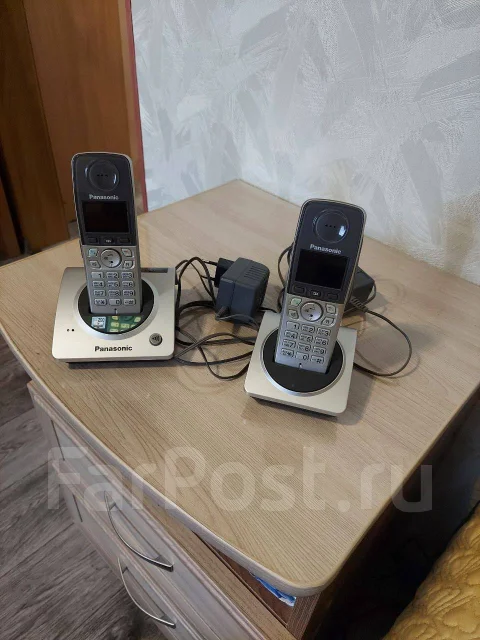 Домашний телефон Panasonic с дополнительной трубкой, б/у, в наличии ...