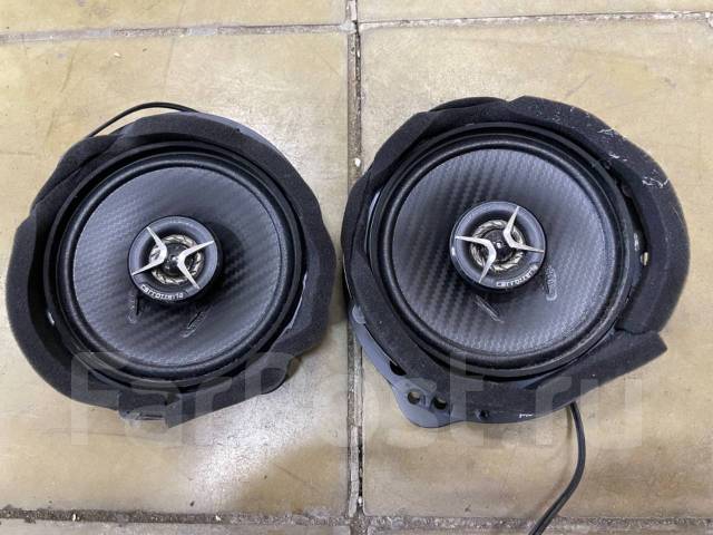 Динамики Pioneer Carrozeria TS-F1620, коаксиальные, среднечастотные, 16 ...