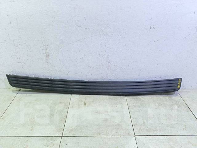 Накладка заднего бампера Land Rover Discovery 3 DOE000011PCL купить в ...