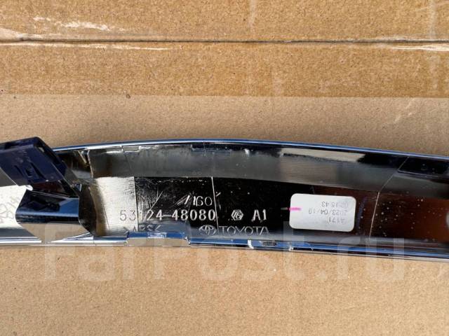 Молдинг решетки левый 5312448080 Toyota Harrier 80, Venza 2021 купить ...