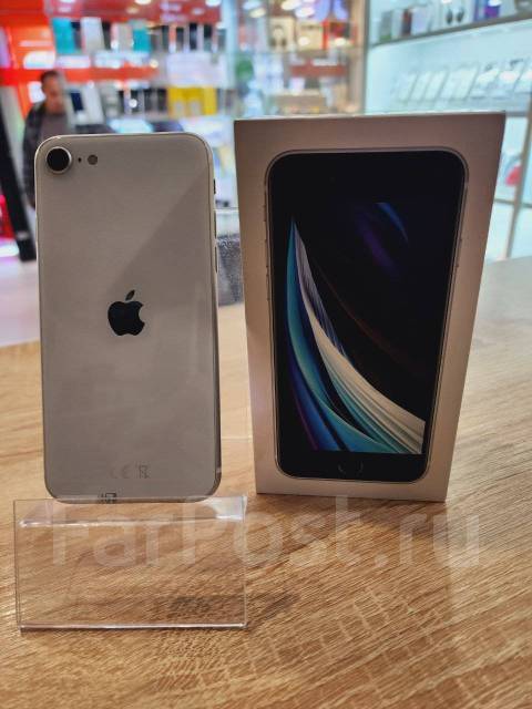 iPhone SE 2020 64 гб есть обмен, 64 гб, 4.70", моноблок, белый, 4G LTE ...