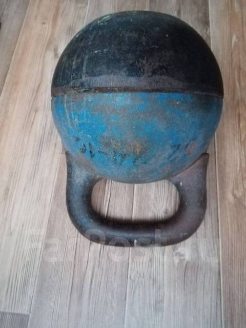 Продам гирю 16 кг разборная, б/у, в наличии. Цена: 3 500₽ во Владивостоке