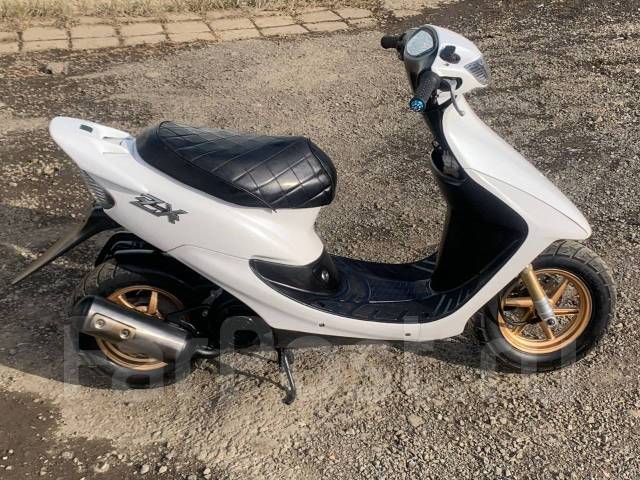 Honda Dio AF35 ZX, 2013, 49 куб. см. 2х тактный, без пробега, исправен, 999 км, скутер, бензин ...