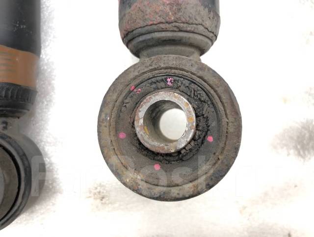 Стойка Toyota Hilux Surf 2000 4851039715 RZN185 3RZFE купить во ...