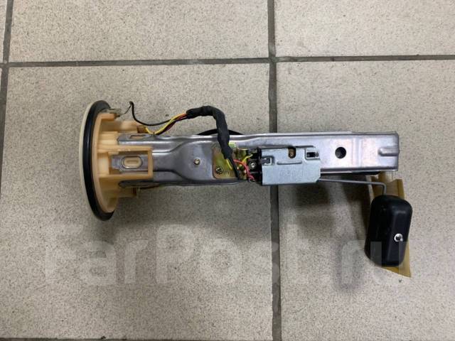 Бензонасос в сборе с датчиком ориг. Toyota LandCruiser 100/Lexus LX470 ...
