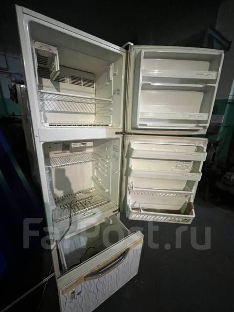 Продам японский старый холодильник в рабочем состоянии, б/у, в наличии ...