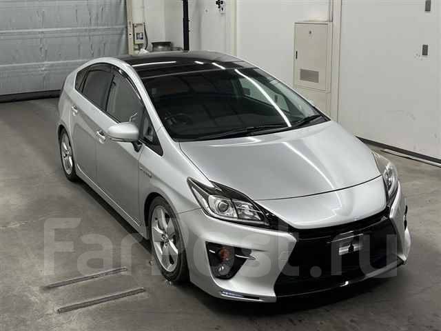 Рамка радиатора нижняя часть "1f7" Оригинал Toyota Prius ZVW30-67 ...